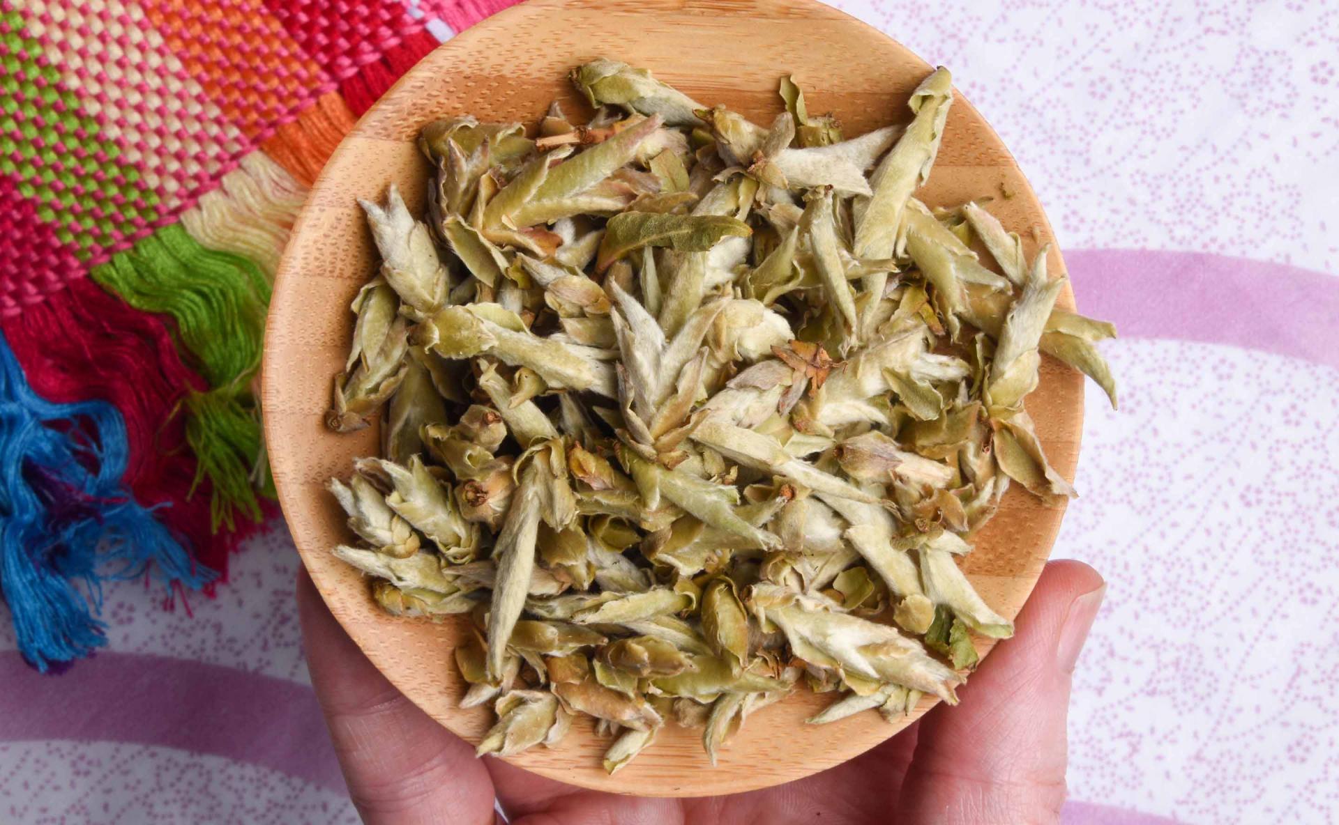 Silver Buds "Yabao" Pu'er Tea