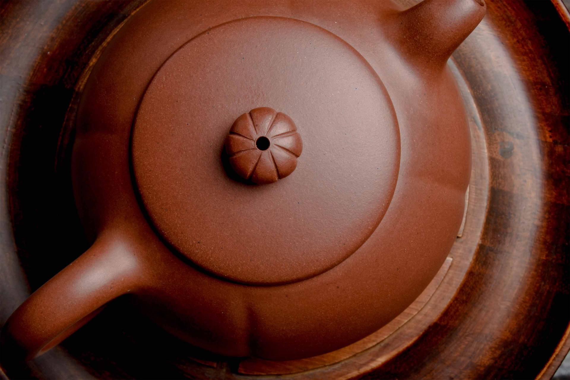 Yuan Kuang Qing Shui Ni "Golden Gourd" Masterwork Yixing from artist ...