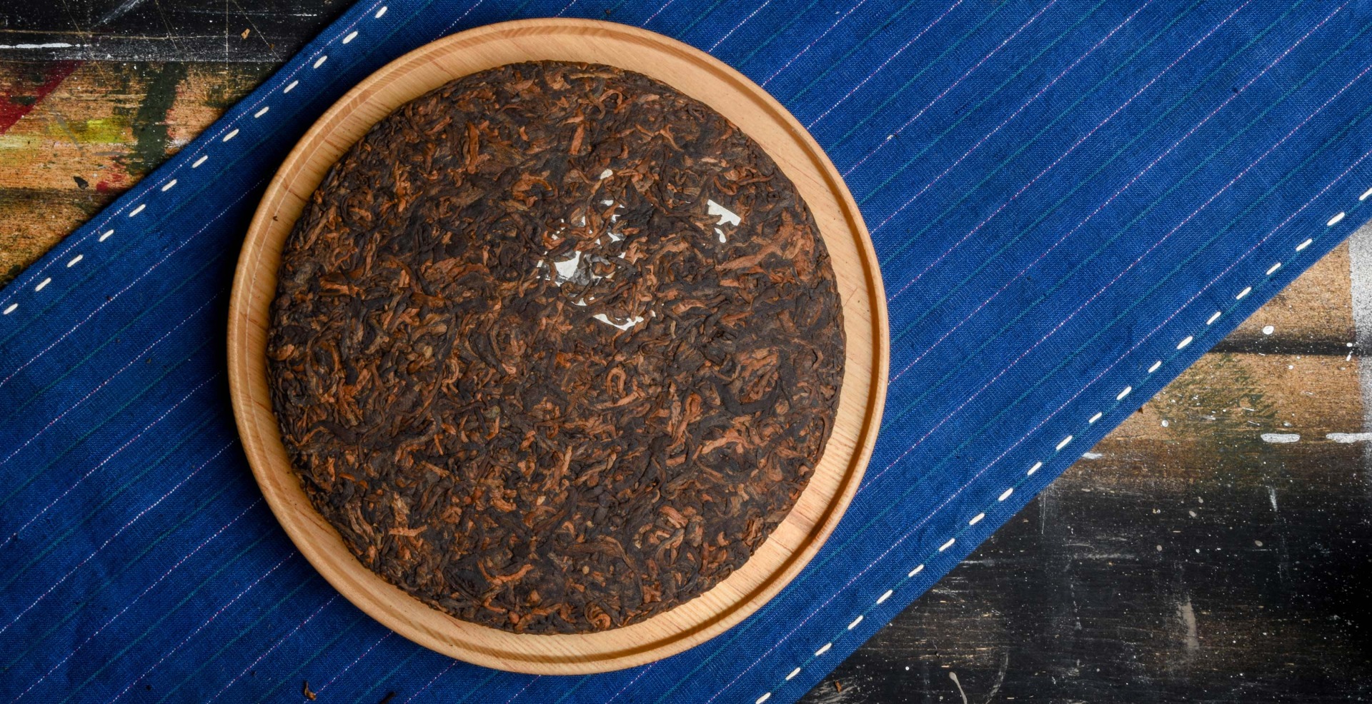 Banzhang Wu Zhai 2022 Shu Pu'er Tea by Yongming Workshop