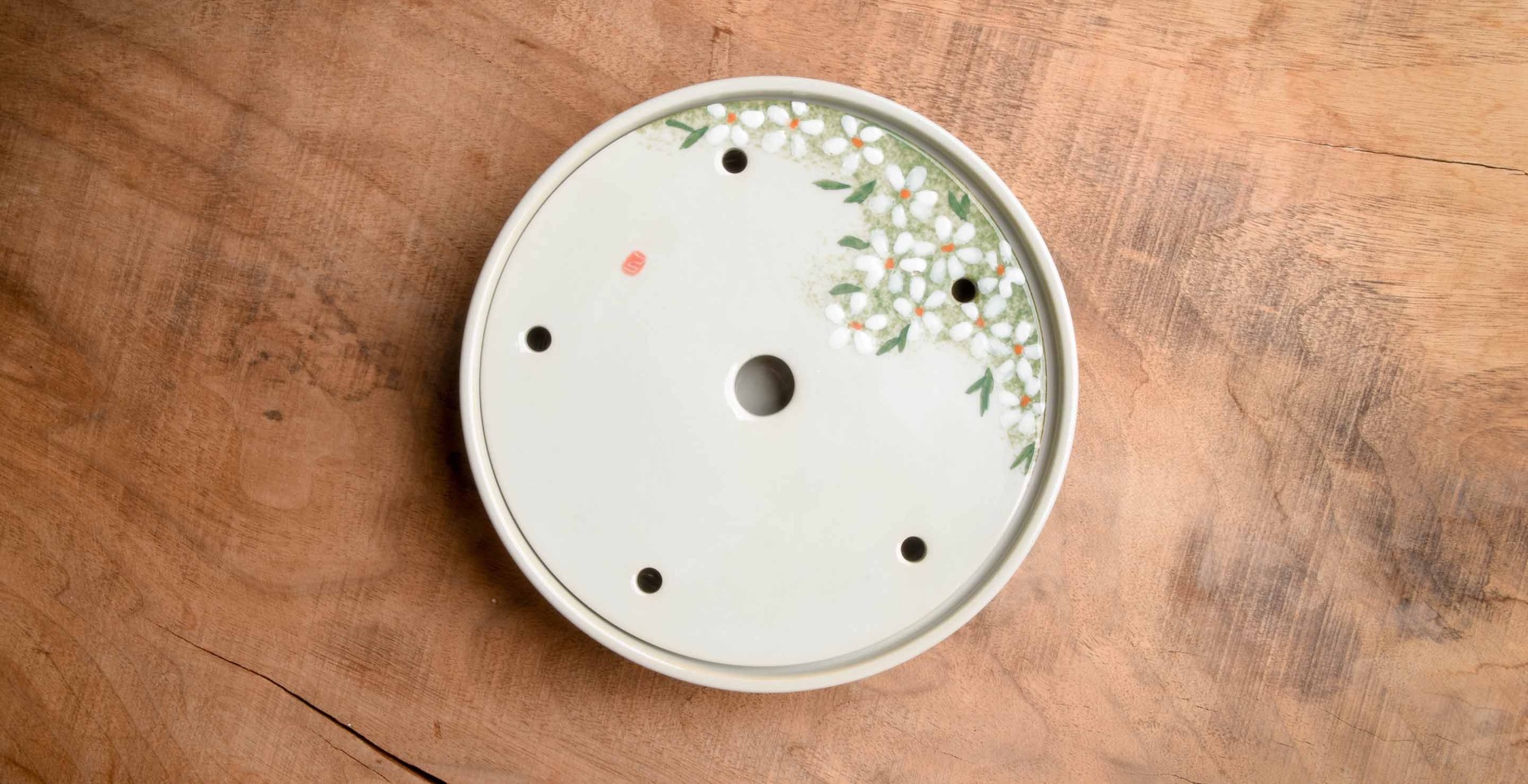 "Daisy" Hand Painted De Hua Porcelain Gongfu Tea Boat
